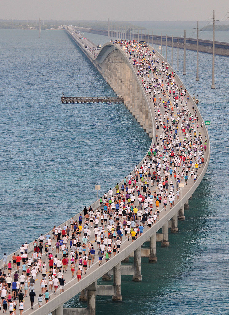 Overseas Highway | The road extending over 100 miles into the ocean ...