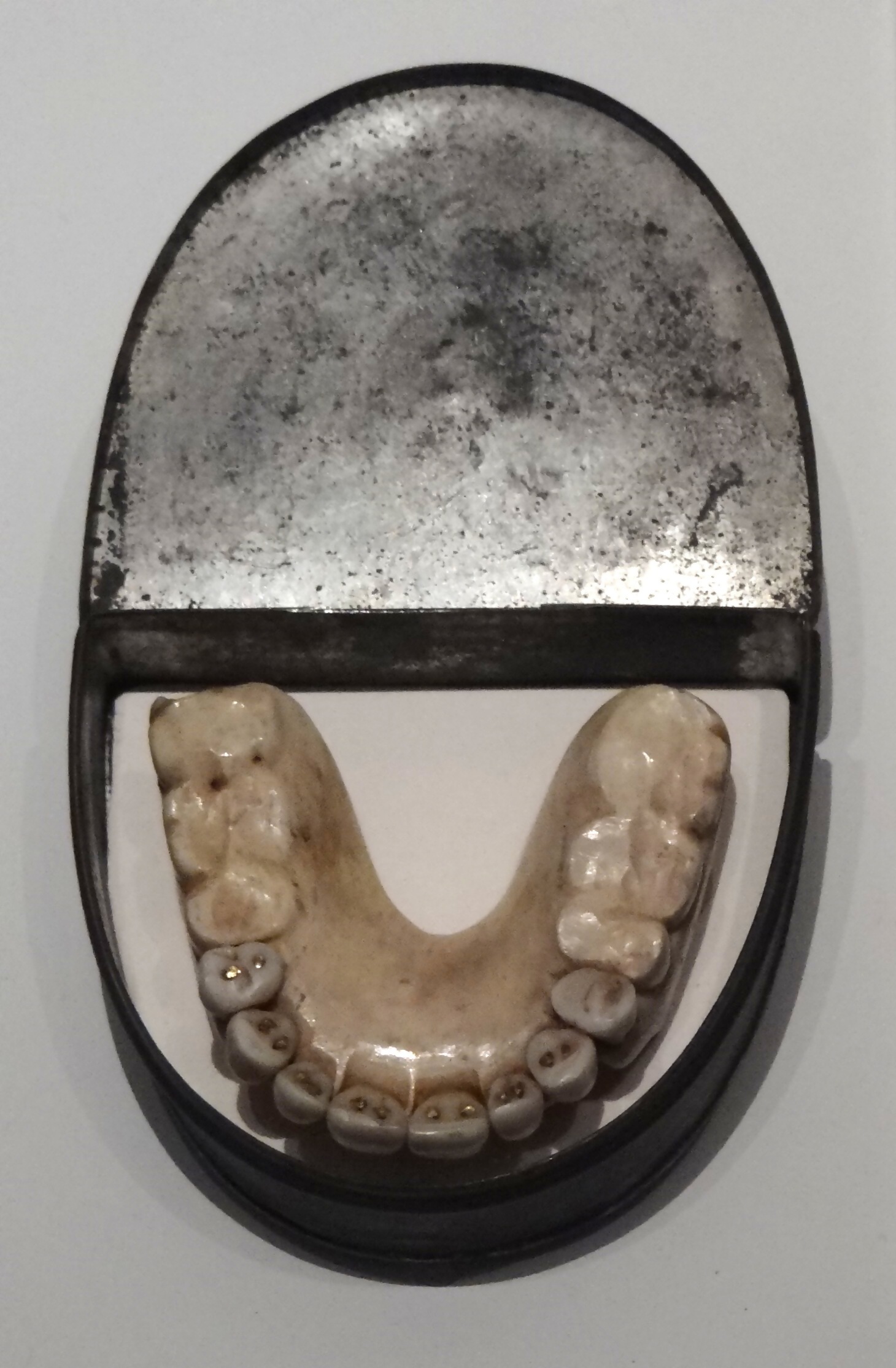 “Waterloo Teeth” and the morbid birth of modern dentures - Great Big Story