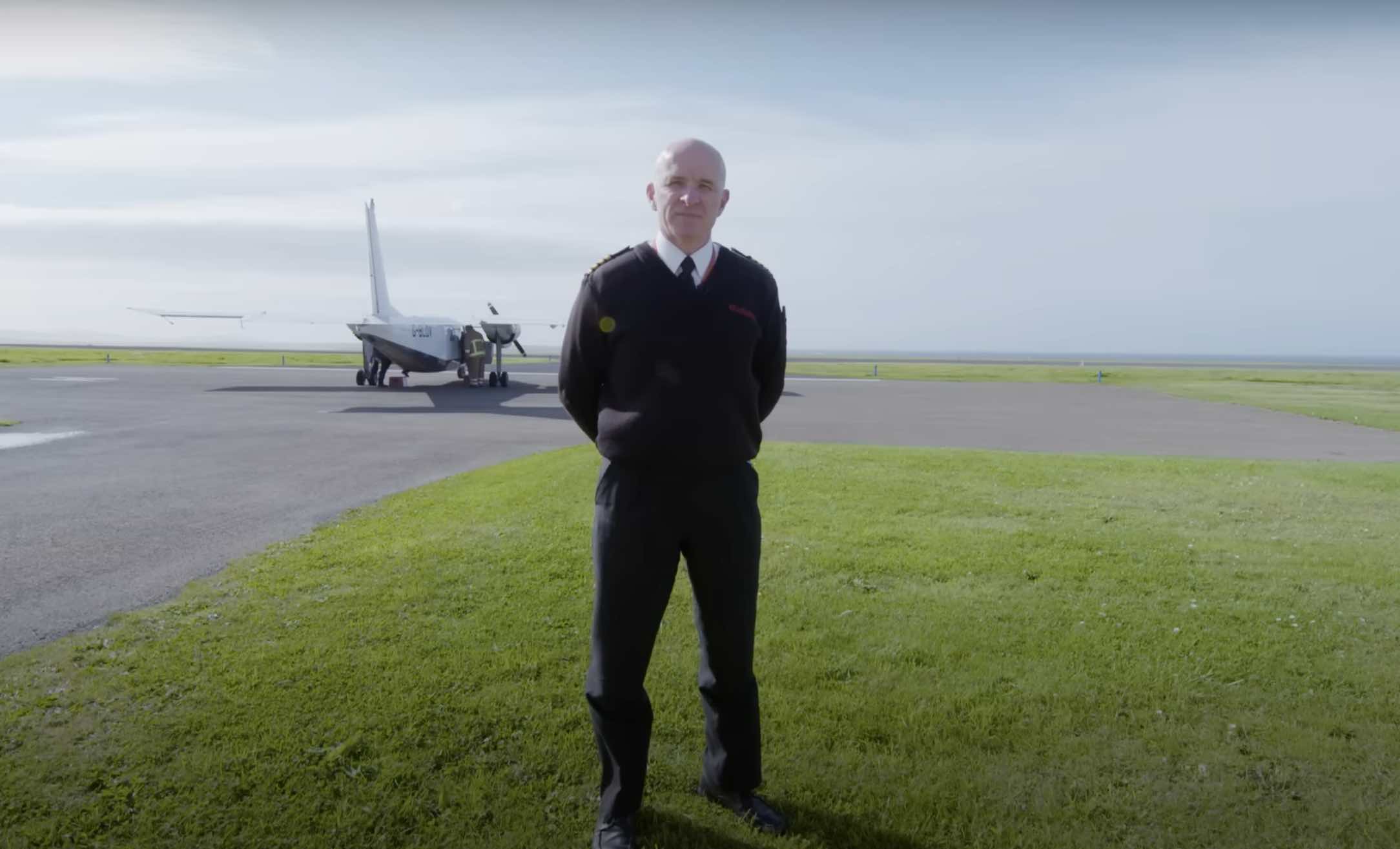 This is the shortest flight in the world - Great Big Story